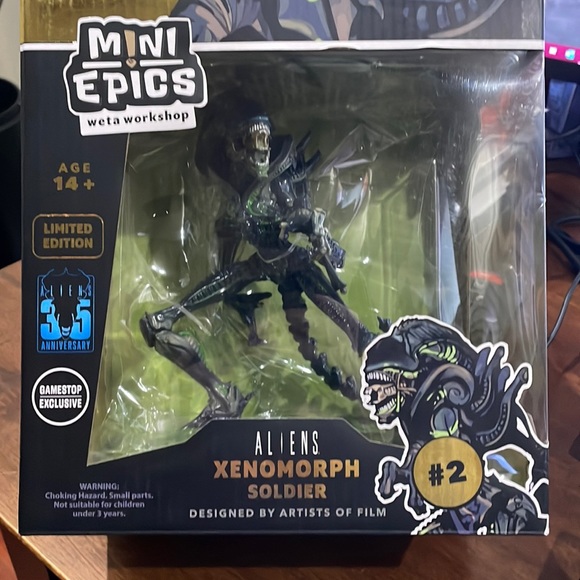 mini epics | Toys | Aliens Xenomorph Warrior 2 Mini Epics Weta Workshop ...